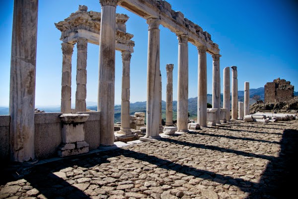 Bergama (Pergamum), Izmir, Turkey: Renowned Hellenic and Roman City ...