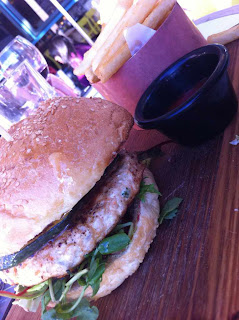 makabloglang: CROCODILE BURGER RECIPE