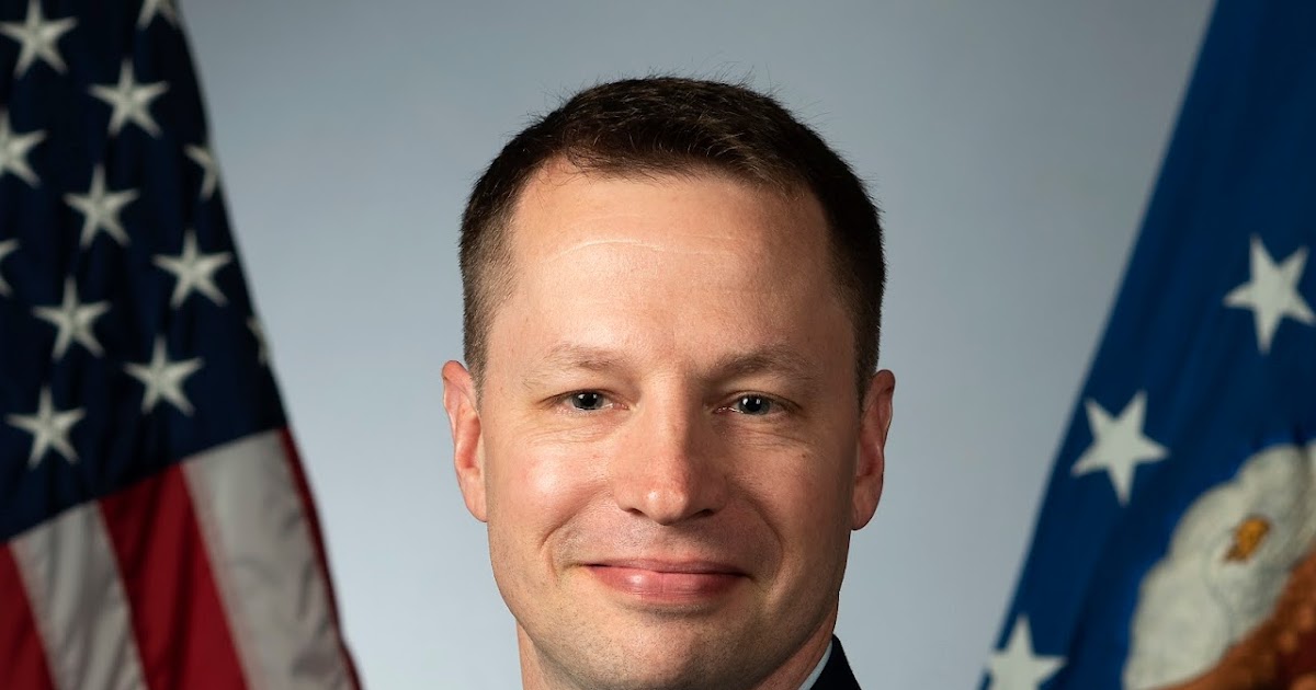 NASCAR Race Mom: Hollywood Casino 400 Dignitaries