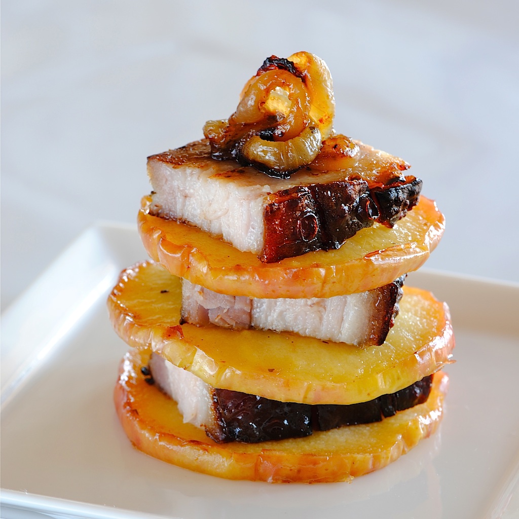 JULES FOOD...: Cured Pork Belly Roasted with Apple, Onion and Brown Sugar