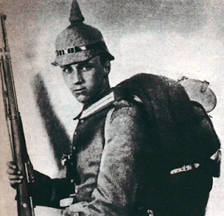 THE GRANDMA'S LOGBOOK ---: HANS LEIP & 'DAS MÄDCHEN UNTER DER LATERNE' POEM