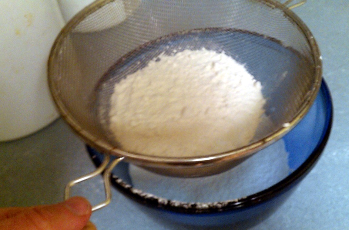 Kissing the Cook: Bocce Ball Cookies (Almond Butter Sandwich Cookies ...