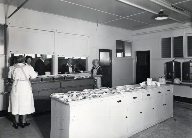 30 Amazing Photos of Migrant Hostels in South Australia From 1948 to ...