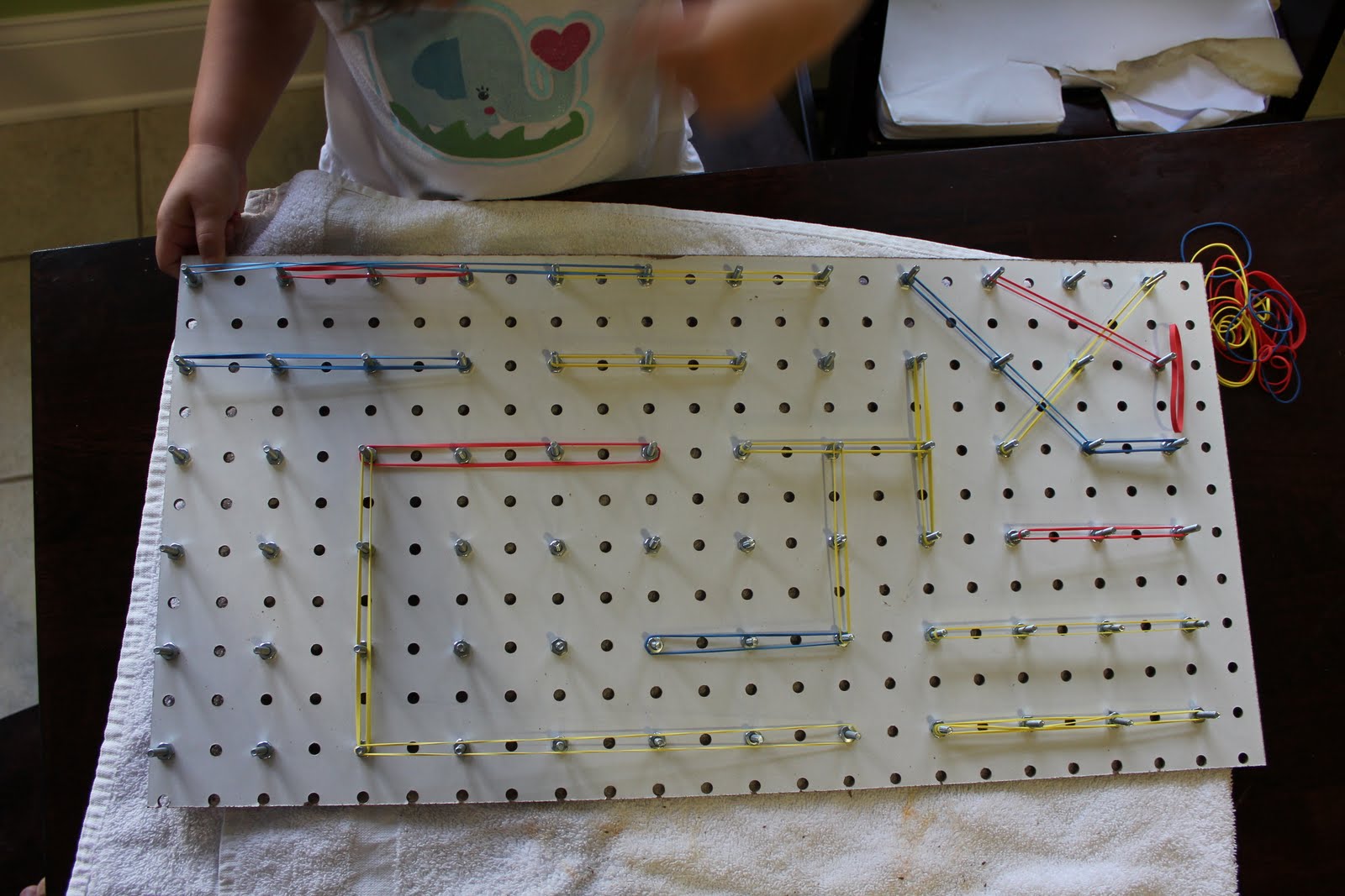 Play At Home Mom LLC: Homemade Geoboard
