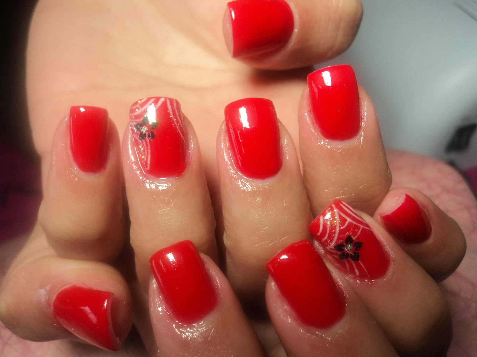 Patty Nails: Vermelho Ferrari*