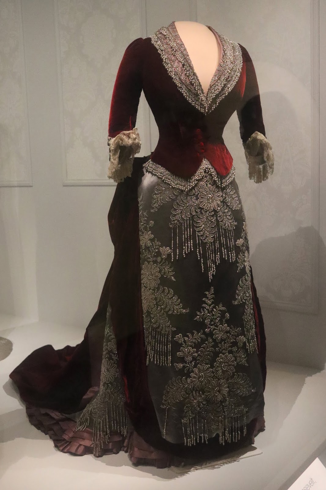First Ladies Dresses: National Museum of American History - SUGAR LANE