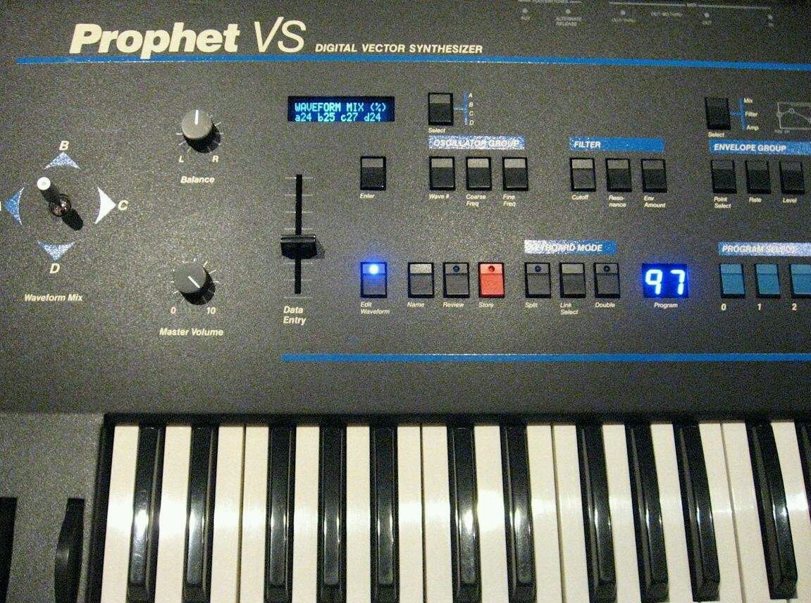 MATRIXSYNTH: Sequential Circuits Prophet VS Keyboard & Rack OLED Displays