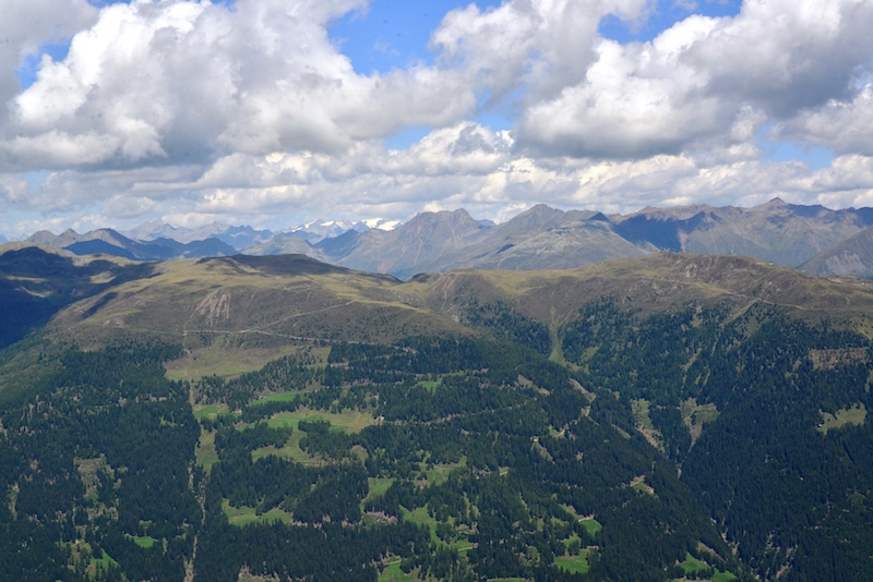 Come raggiungere il Monte Elmo, la terrazza sulla Meridiana di Sesto ...