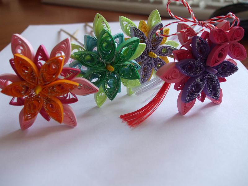 TIMPUL LIBER - DIDIX: flori quilling