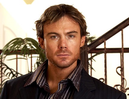 Bússola do Terror: JUSTIN MAGNUM