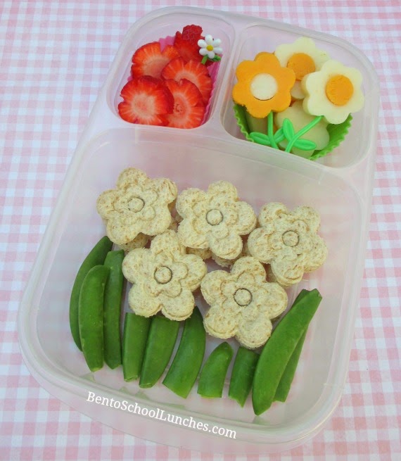 Bento School Lunches : Flower Power Bento