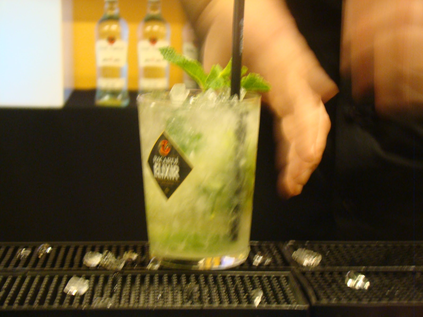 Que Tal Me Queda: 8 formas diferentes de... beber ron