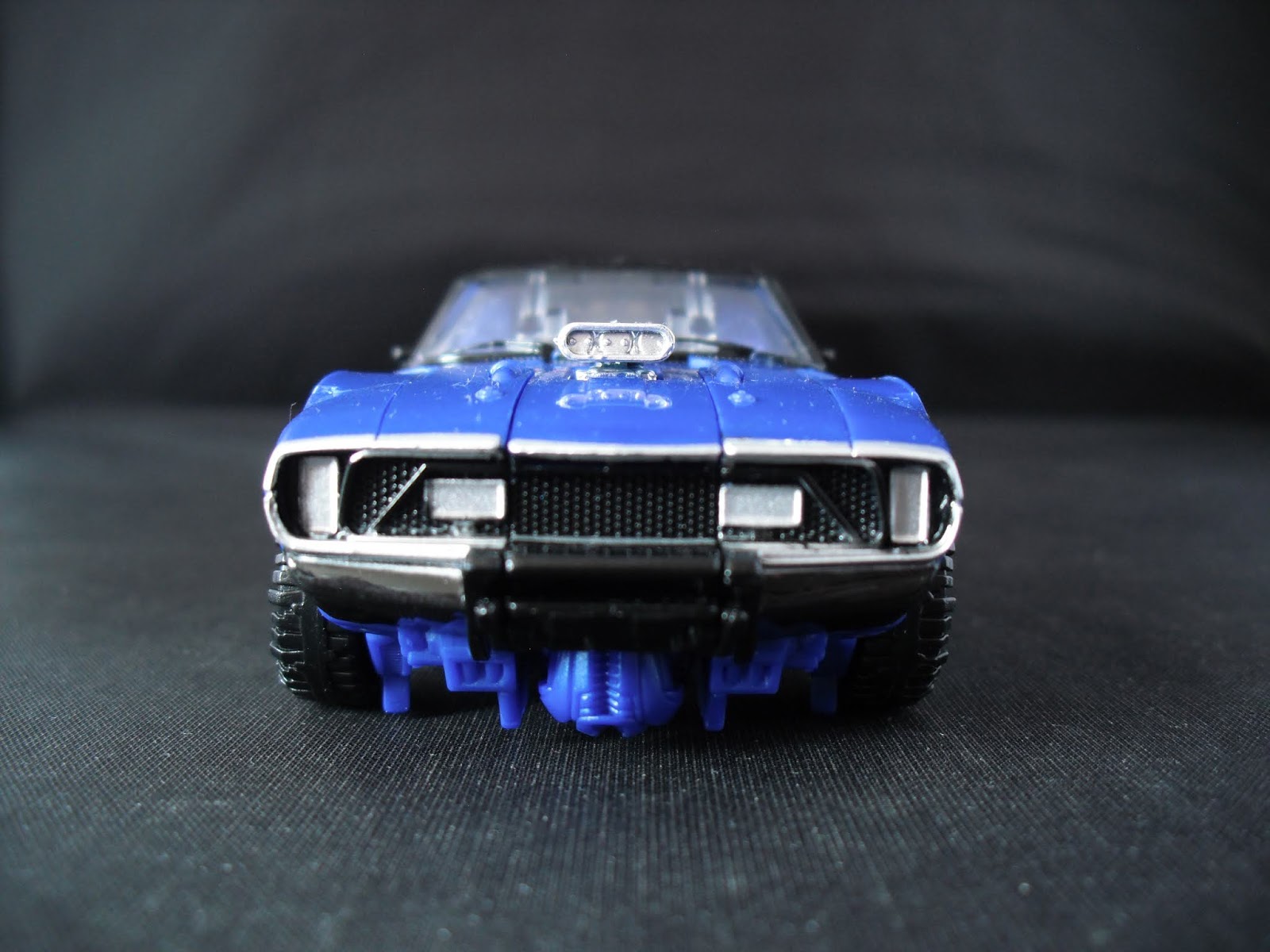 The HEXdidn't... TransFormers Collection Blog: Studio Series #46 ...