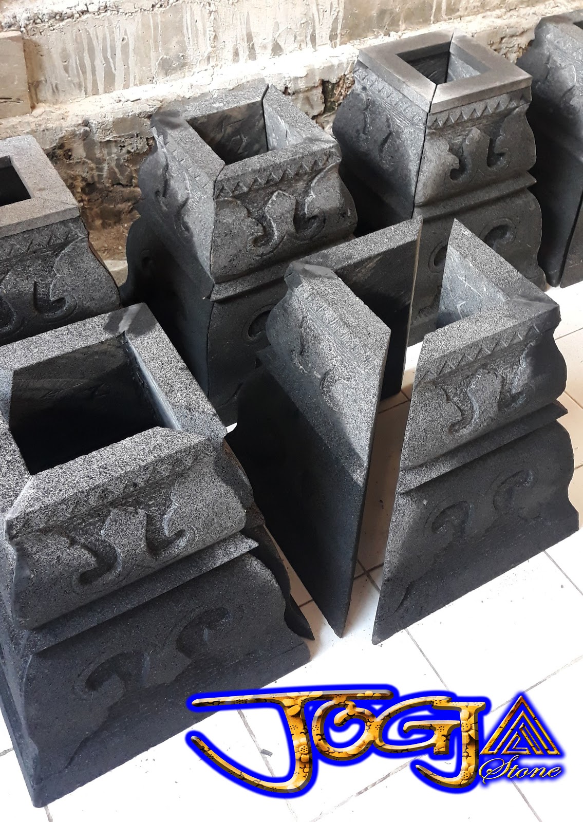 Umpak Rumah Joglo dari Batu Candi