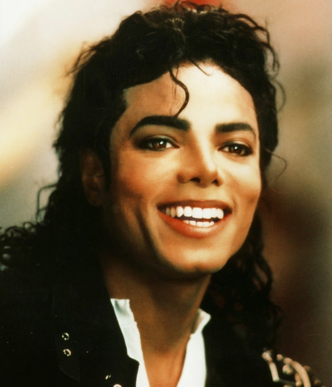 Michael Jackson - Profile - World Music Promo