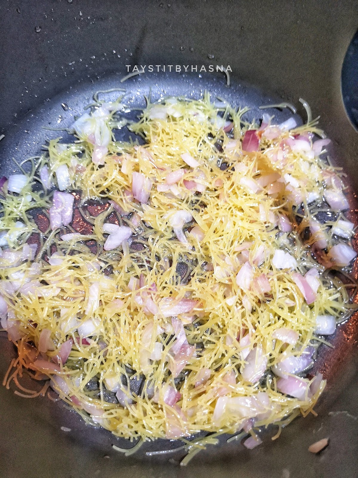 Taystit by Hasna: Koshari/ Kosheri - An Egyptian Delight