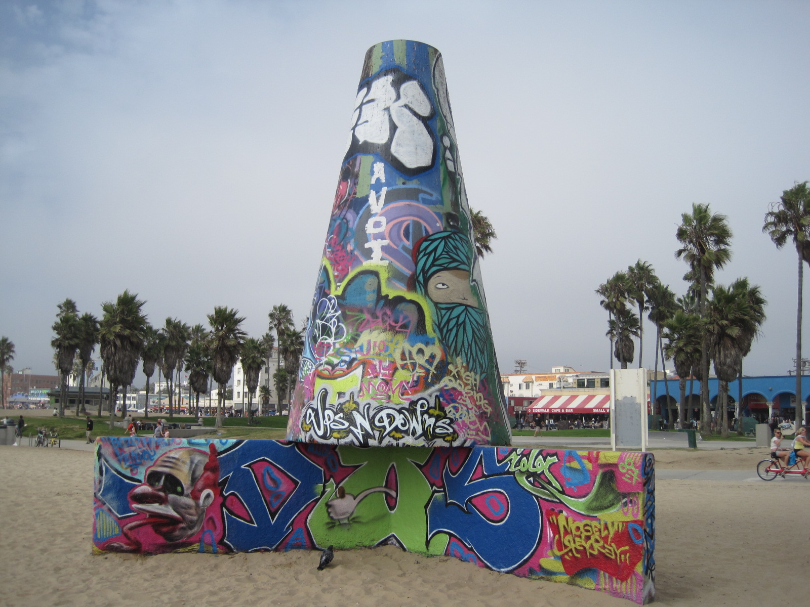 Kris's 2011 - A Photo A Day: Graffiti Art at Venice Beach, Ca ...