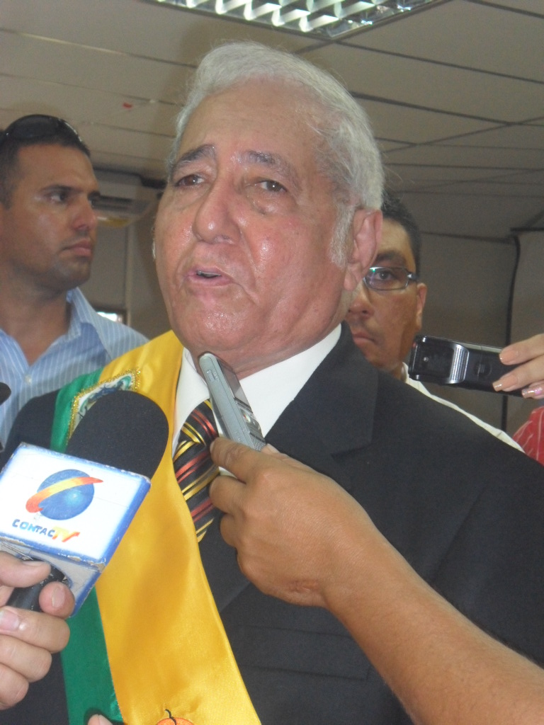 ALCALDIA DEL DISTRITO ALTO APURE: Alcalde Mayor entrega Memoria y ...