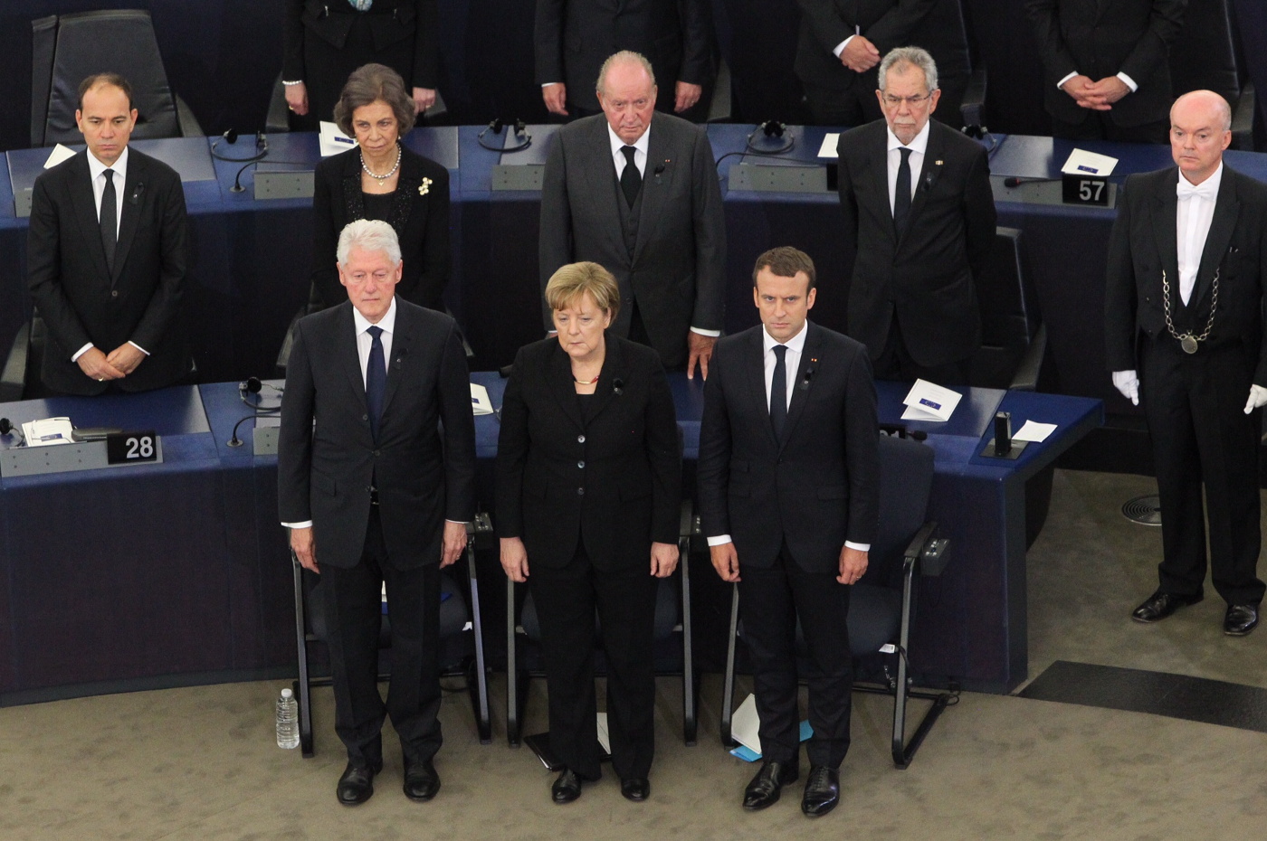 Rei Juan Carlos e Rainha Sofia na cerimónia de homenagem a Helmut Kohl ...