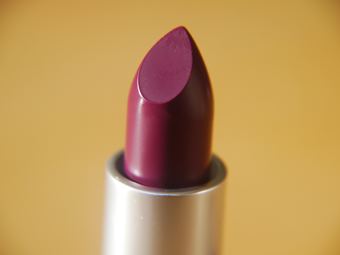 TOP 5 WINTER LIP COLORS TO GO FOR | 2020