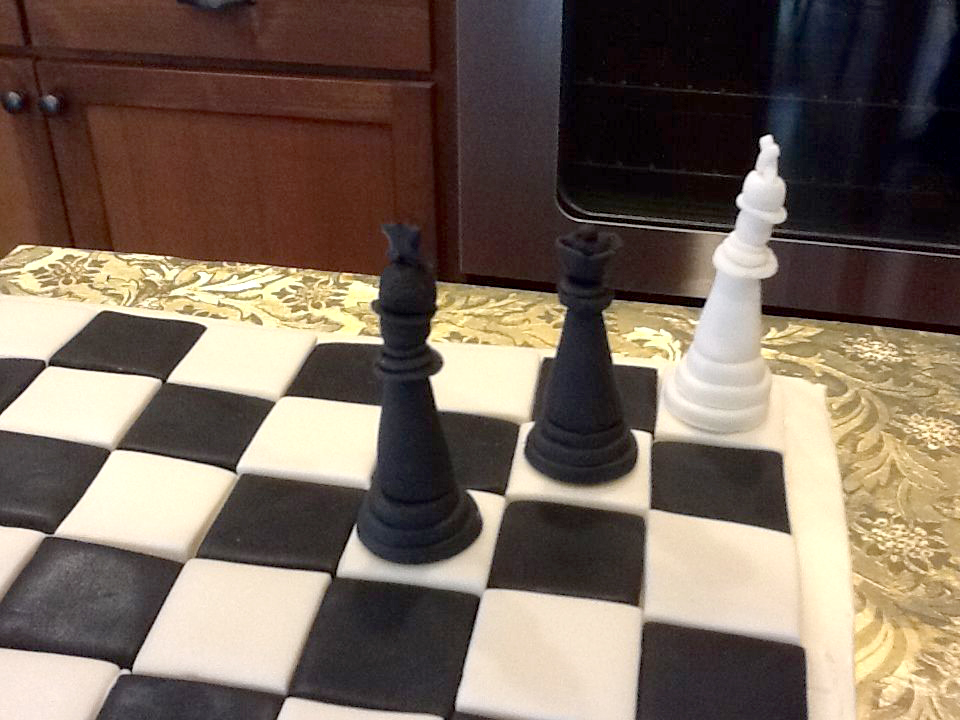 Sue's Sweet Sculptures: Checkmate Chess Cake