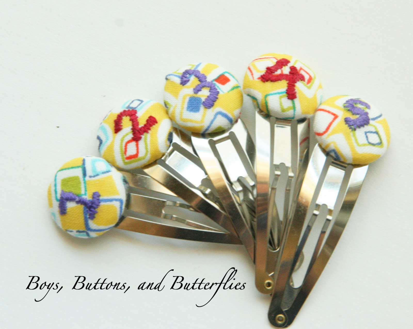 Buttons and Butterflies: Button Clips