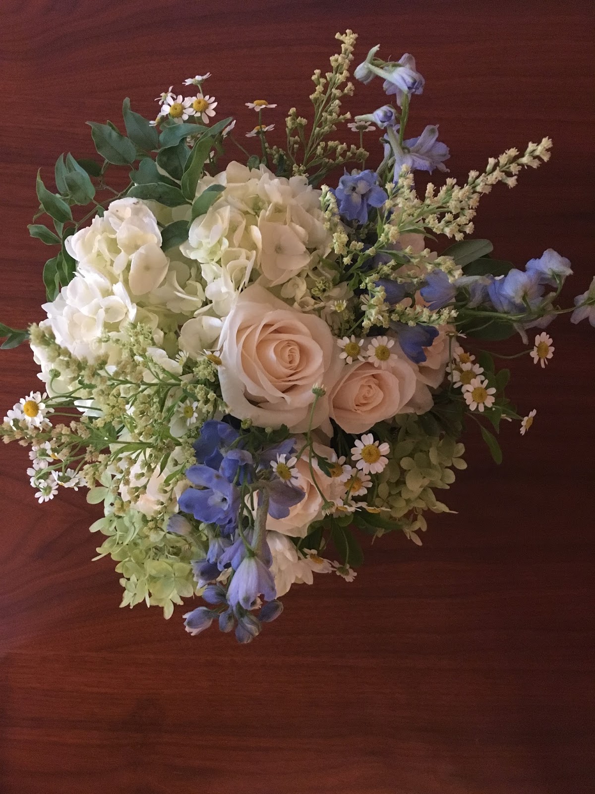 Chic Floral Designs: Fifteenth first day of school flowers