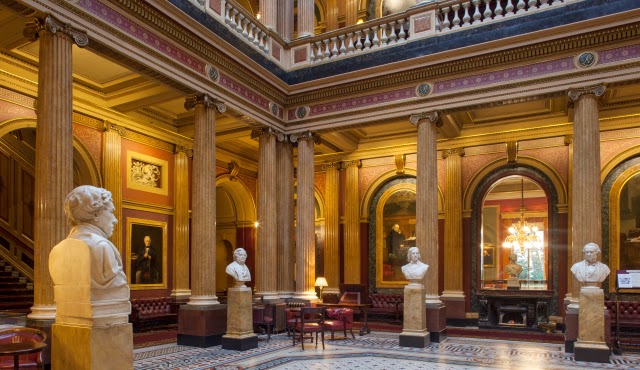 The Midnight Freemasons: Clubs