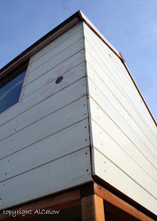 A Kingston-Lynch Photography Blog: TAOP Real and implied triangles.