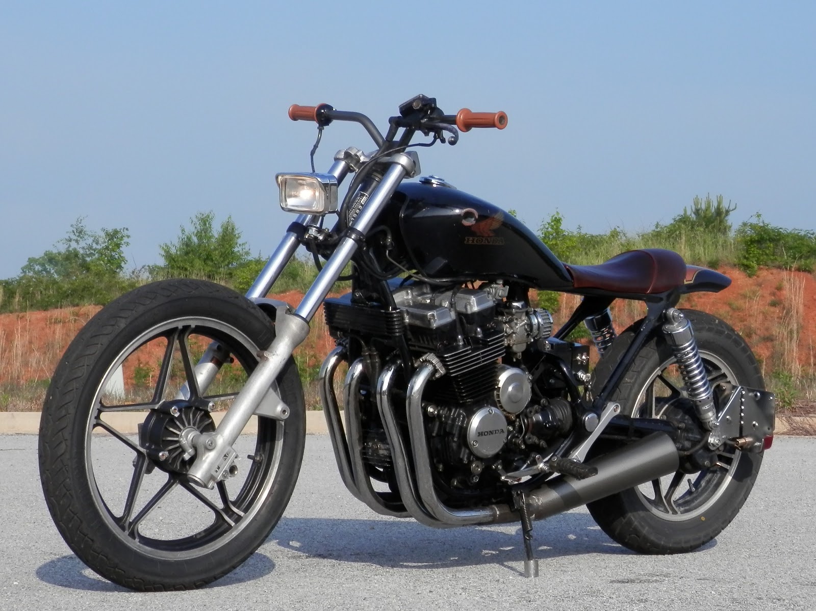 KARNAGE KUSTOMZ + custom metric choppers bobbers cafe racers yamaha xs ...