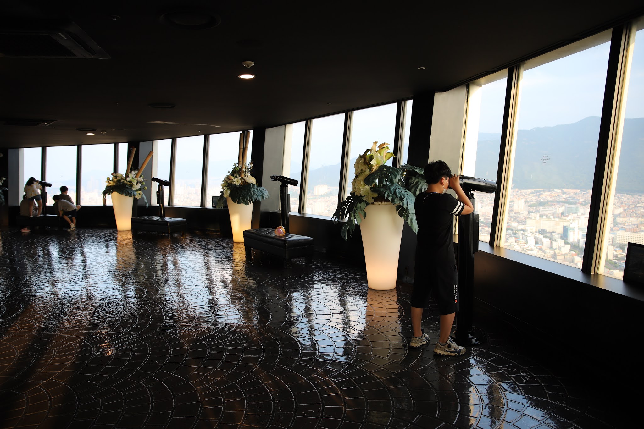 Daegu E-World 83 Tower full of things to enjoy (Korean trick art museum ...