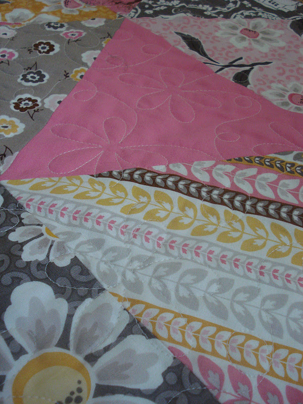 Bee In My Bonnet: Daisy Cottage Sneak Peek 1...