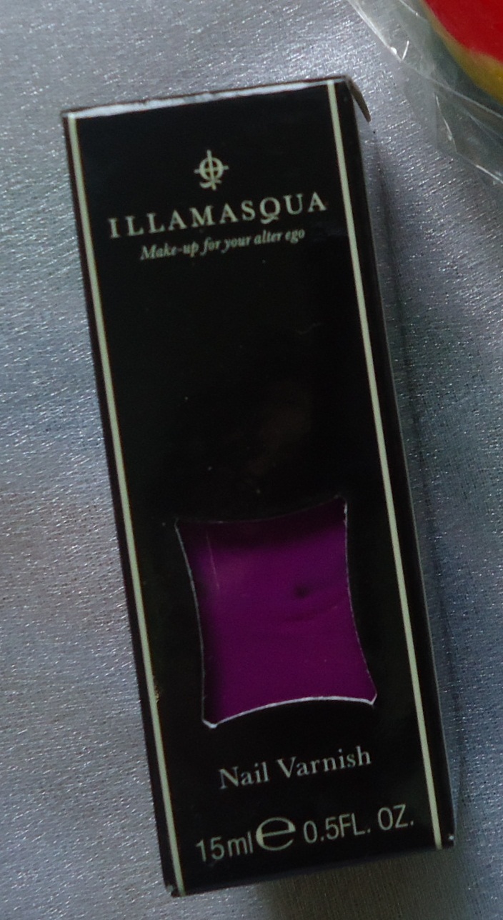 Illamasqua Stance Nail Varnish- NOTD - New Love - Makeup