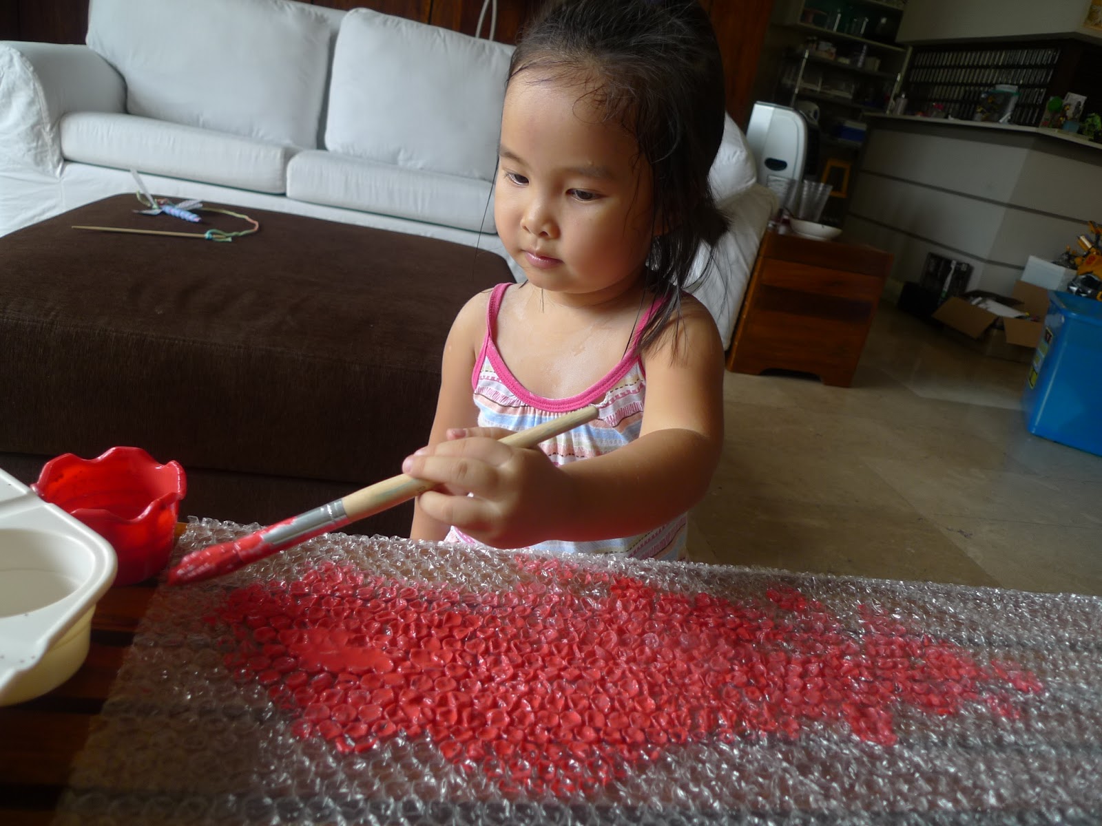 DIY Corporate Mom: Holiday Play: Bubble Wrap Flag