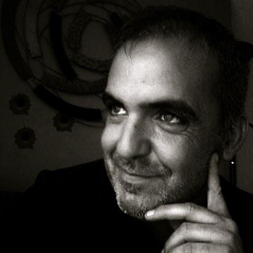 EN CLAU DE NEGRE : Ciutat fantasma, de David Marín