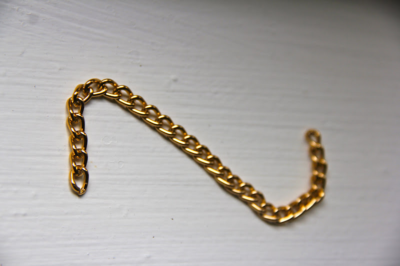Queen Of Funky DIY: DIY Fabric Scrap Chain Bracelet