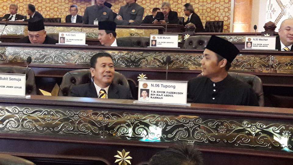 Sarawakian Marks Upacara Mengangkat Sumpah Sebagai Adun Yb Fazzrudin