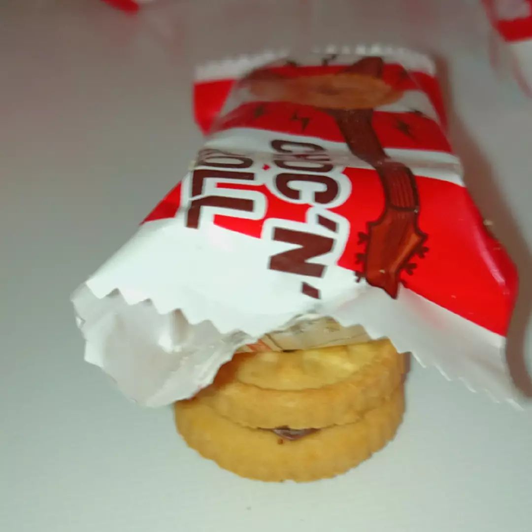 Supersupergirl's Food Reviews: Choccie dodgers minis