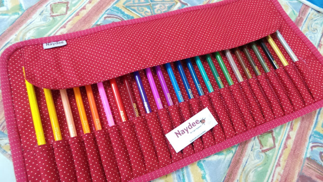 Creative Cocoon Studio: 24 colors organizer