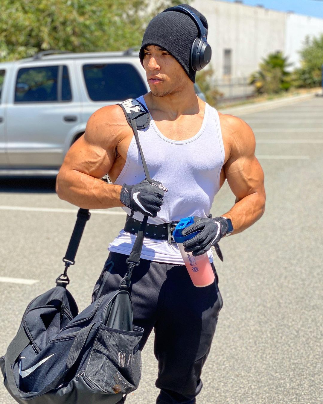 the beauty of male muscle: Josh J.