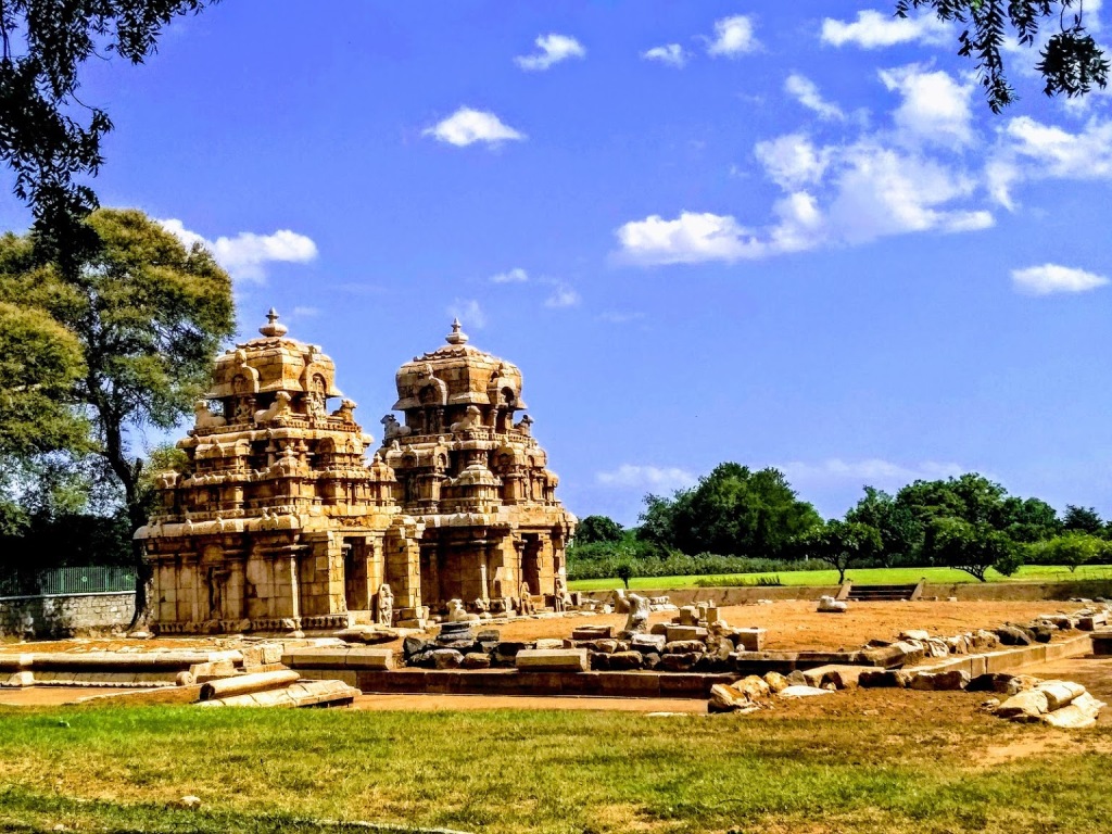 Tamilnadu Tourism: Moovar Koil, Kodumbalur, Pudukottai