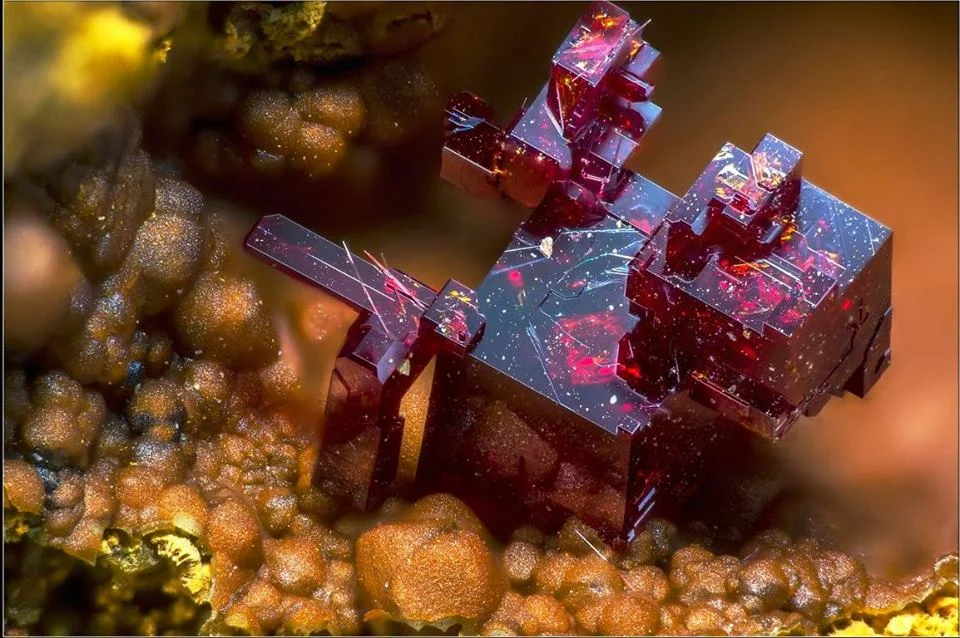 Cuprite - Mineral Information & Facts - Geology In