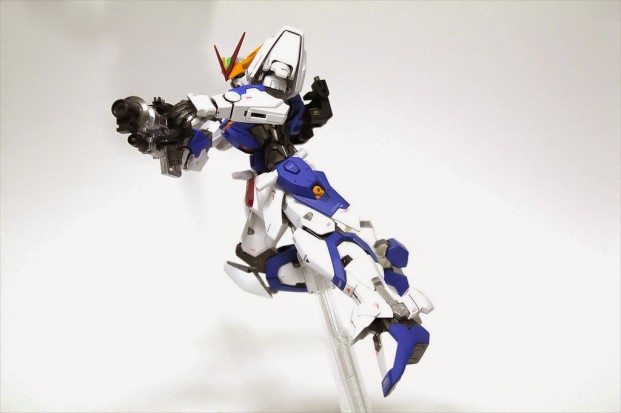 Custom Build: 1/100 Gundam Astray Out Frame D