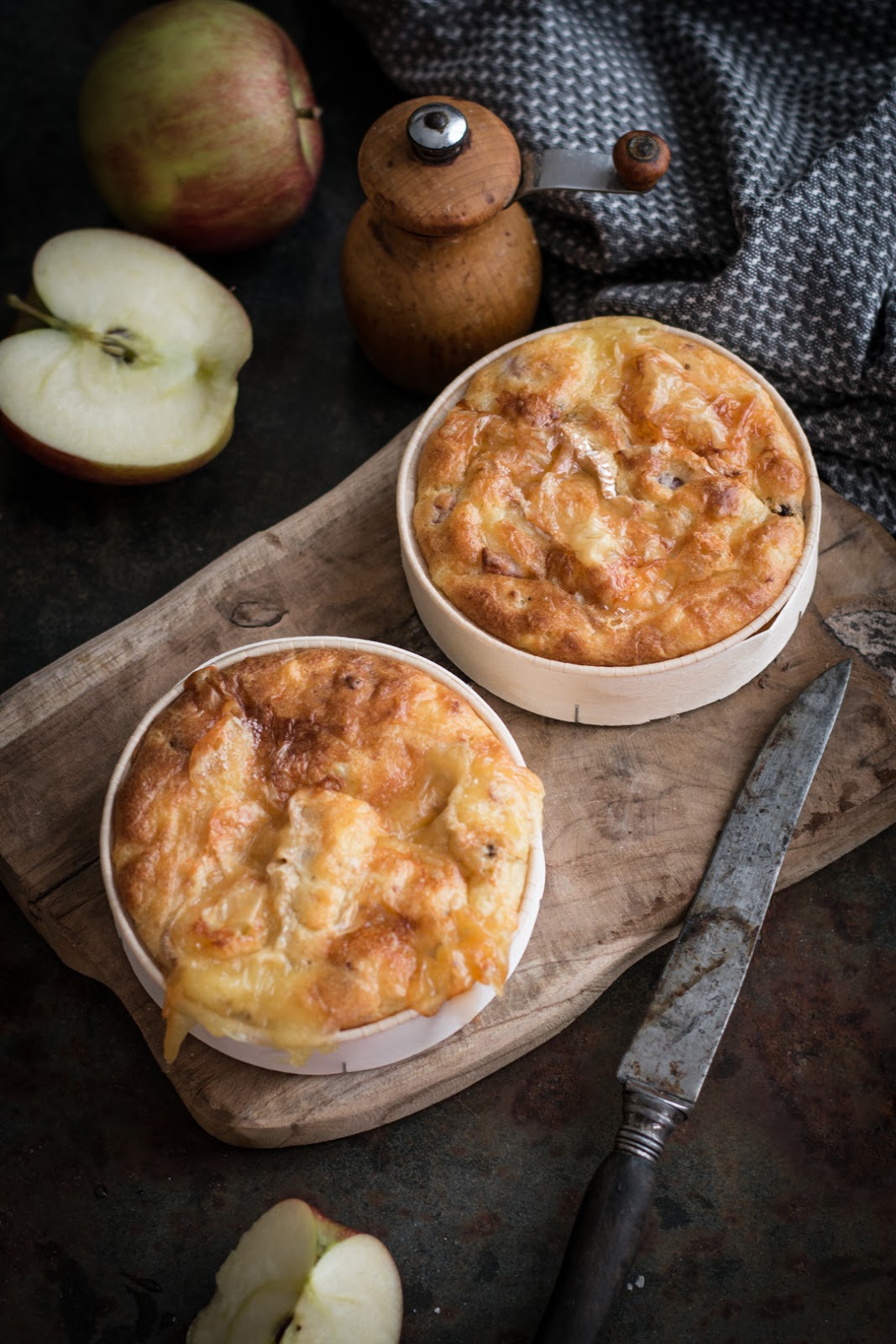 Chic, Chic, Chocolat: Cakes au camembert et aux pommes