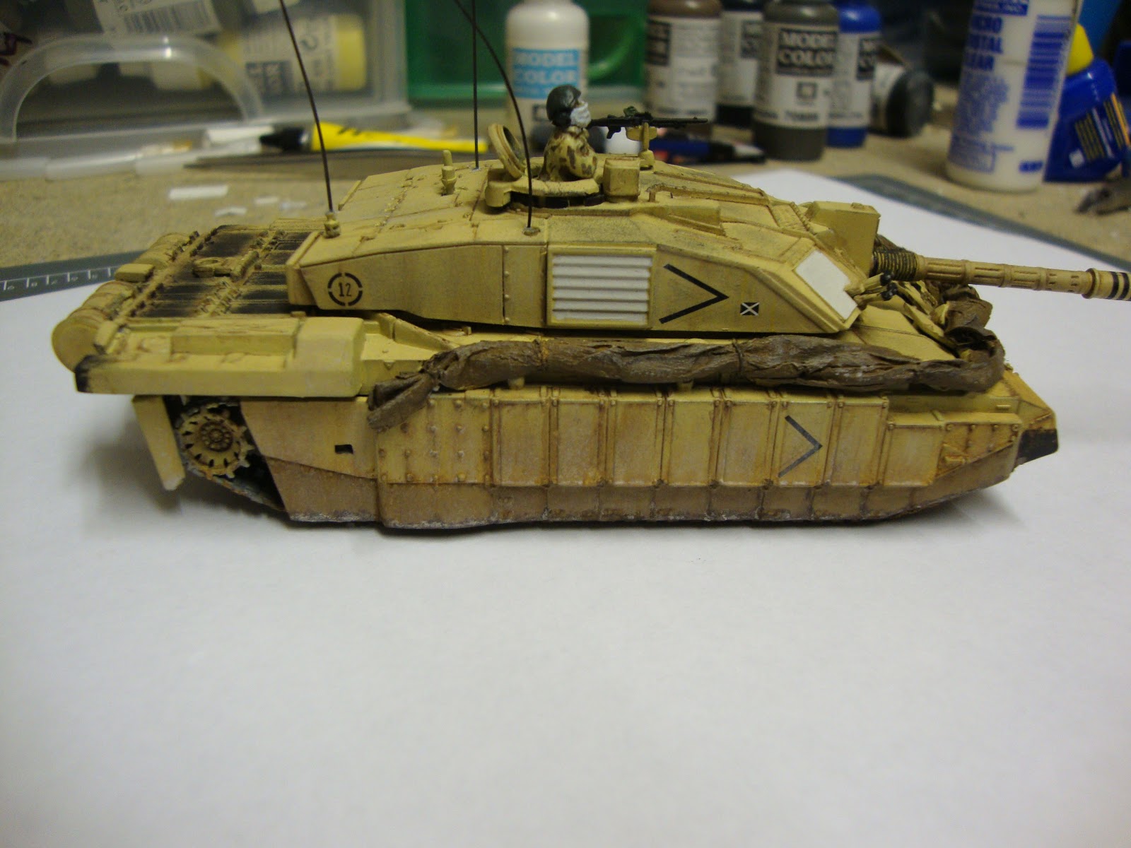 baldyman's braille scale models: 1/72 Dragon Challenger 2, Iraq 2003