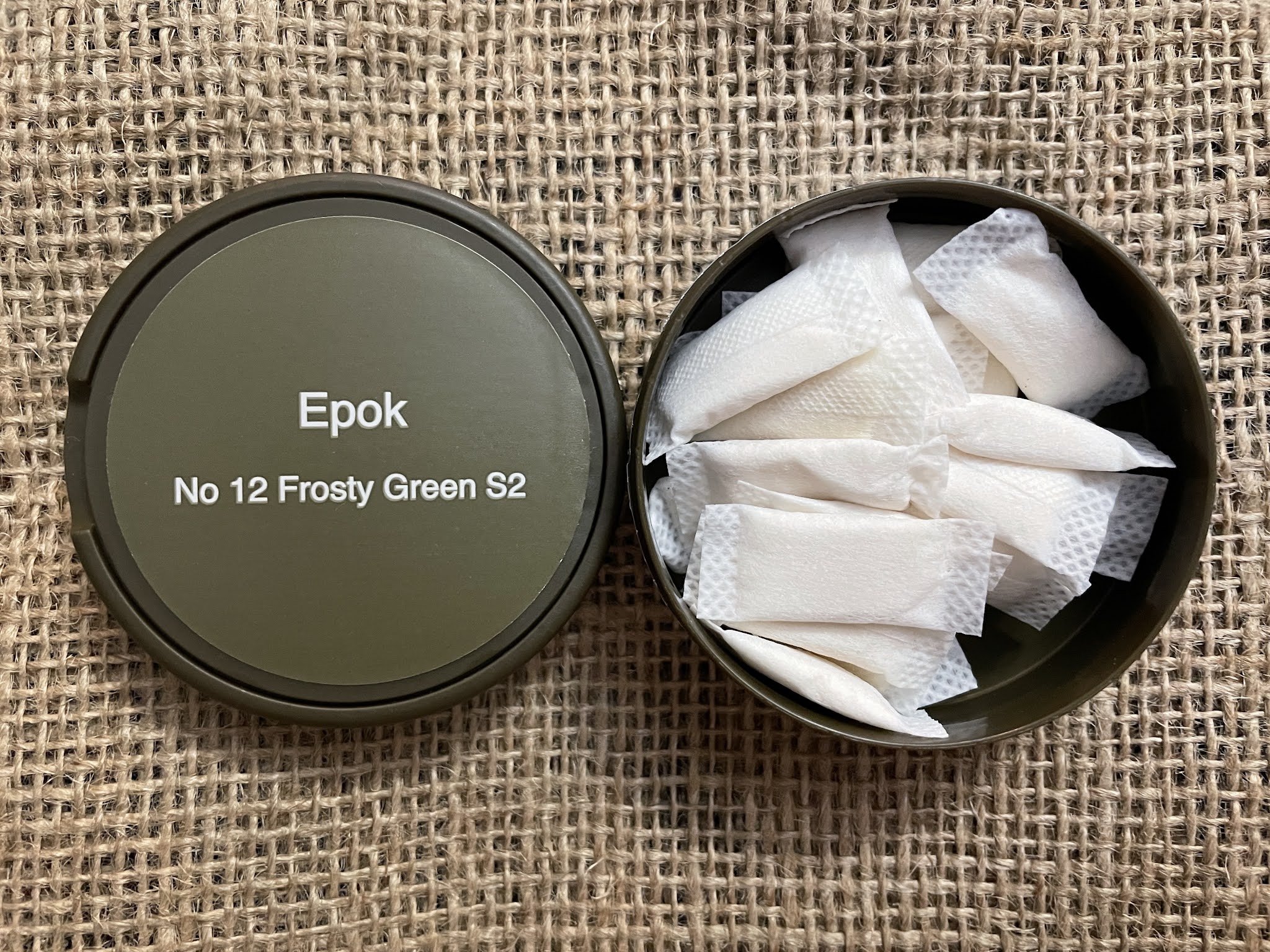 Epok All White Mini: No12 Frosty Green S2 & No17 Royal Bloom S2 ...