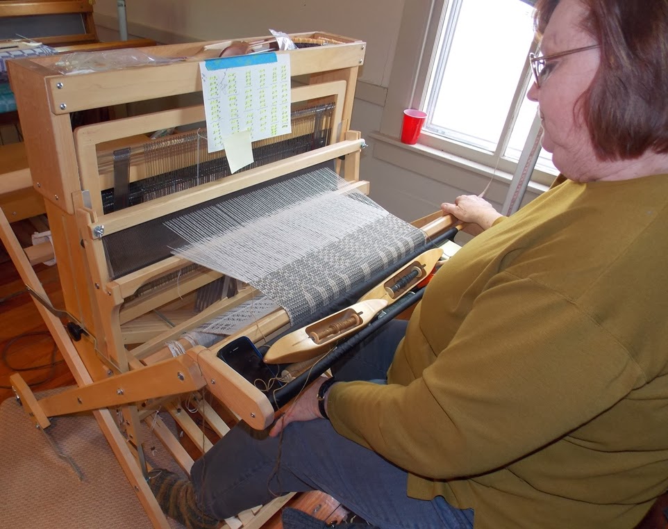 WEAVING FOR FUN: Summer and Winter Weaving Workshop 2014