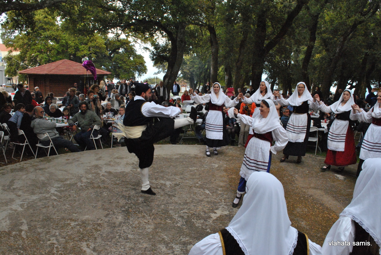 vlahata samis ΚΕΦΑΛΟΝΙΑ: Το πανηγύρι στα Θέματα.