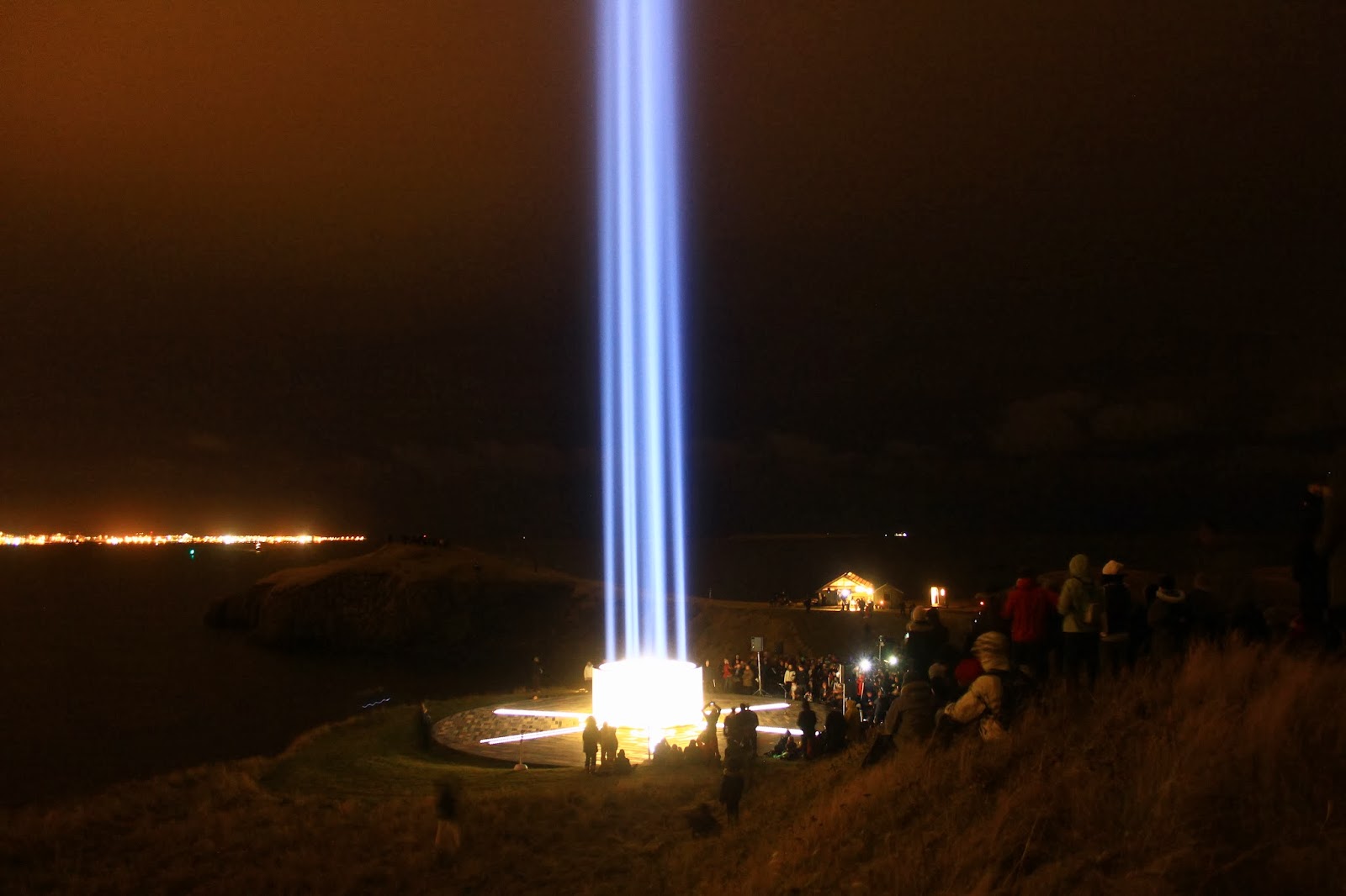 Iceland news and more,video and photos: Yoko Ono turns on Imagine Peace ...