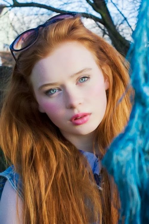 MissK's World...: Pretty Reds for Guttridge :)